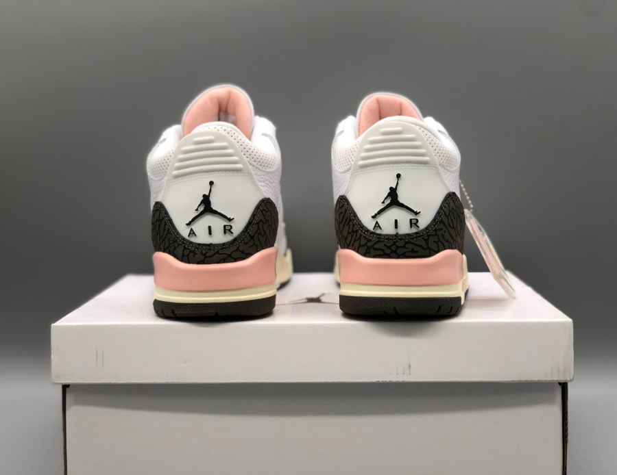 Air Jordan 3 Retro 'Neapolitan' - WellKicks.com