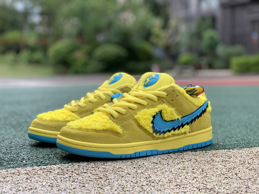 Grateful Dead x Dunk Low SB 'Yellow Bear' - WellKicks.com