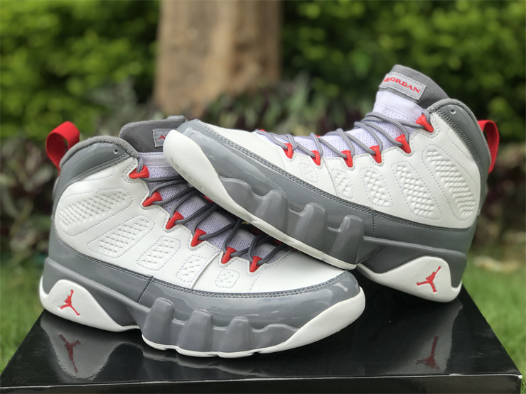 Air Jordan 9 Retro 'Fire Red' - WellKicks.com