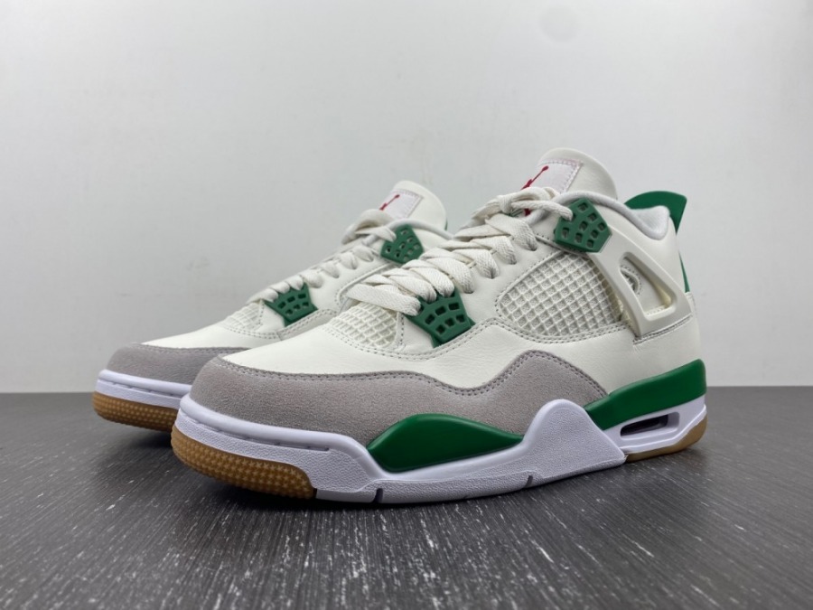 Nike SB x Air Jordan 4 Retro 'Pine Green' - WellKicks.com