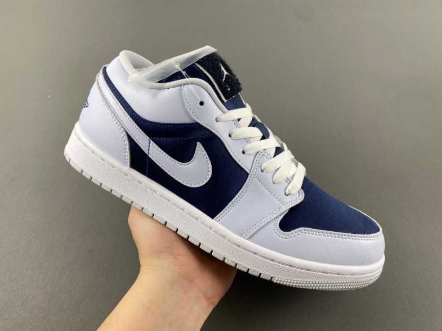 Air Jordan 1 Low SE 'Midnight Navy Gold Charms' - WellKicks.com